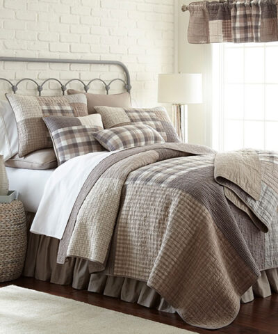 Donna Sharp Rustic Bedding | Smokey Square Quilt